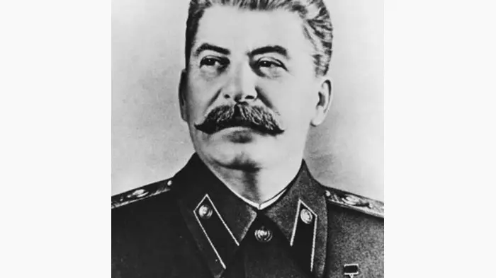 VIDEO: Rusové zvolili třetí nejoblíbenější postavou své historie ...