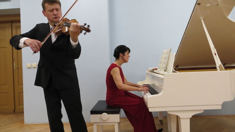 Ivan Ženatý a Sandra Shapiro vystupovali v rodišti Bohuslava Martinů ...