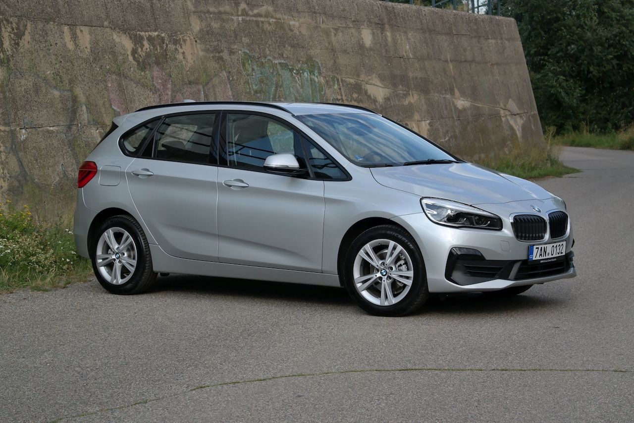 Test BMW 216i Active Tourer: Lidové BMW a nečekané překvapení - Novinky