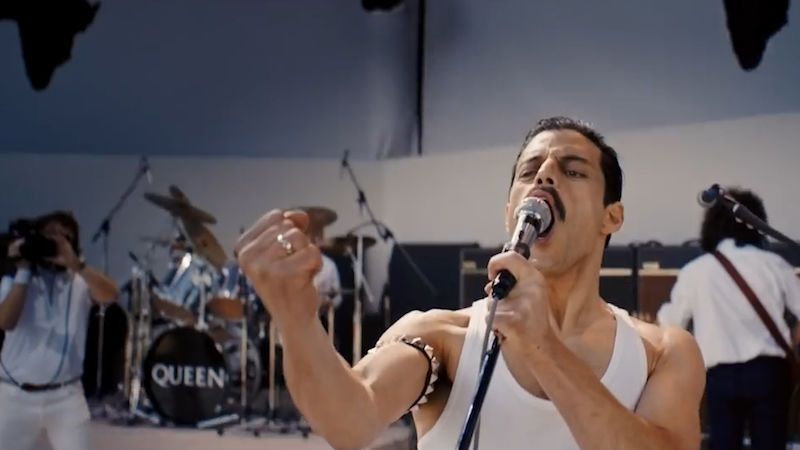 Členové Queen vydělávají na Bohemian Rhapsody | Stream