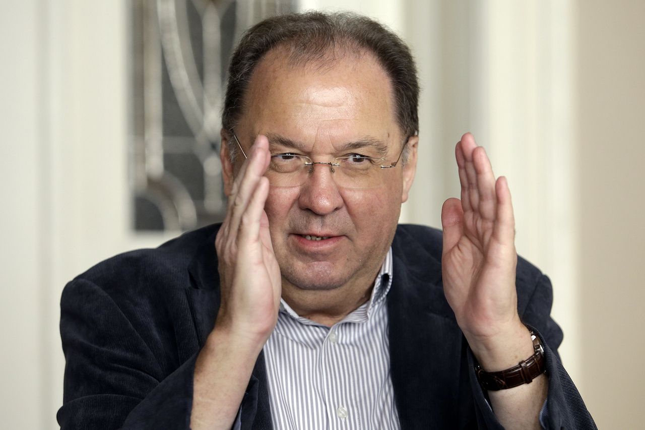 Reiner Stach: Kafka se tak jako mnozí Češi orientoval na Berlín a Paříž ...