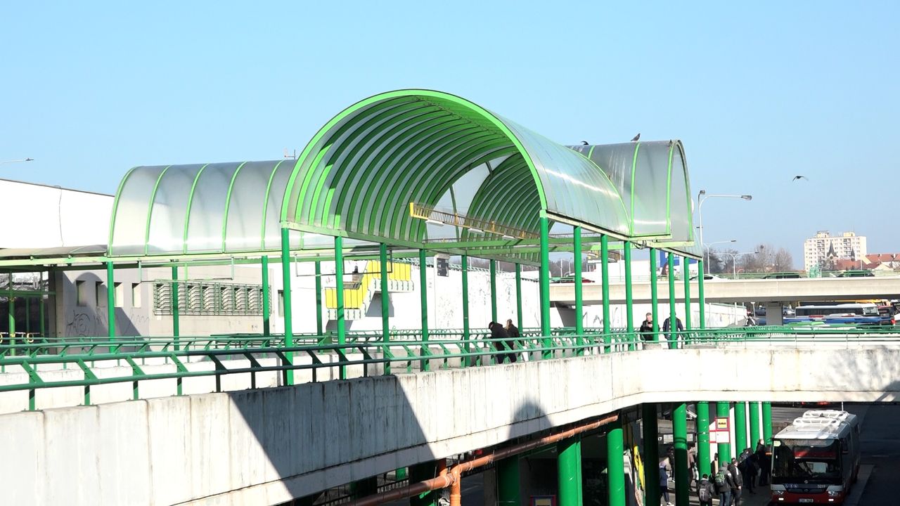 Nástupiště zasypeme a vytvoříme místo setkávání. Architekt představil ...