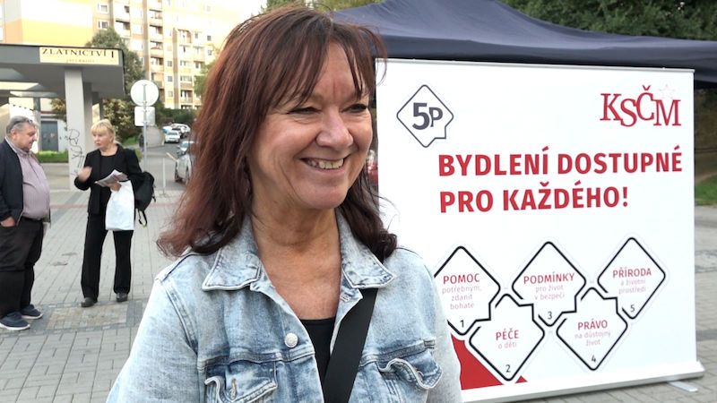 Semelová rozdávala v Praze letáky. Zabíjeli jste tu lidi, vmetl jí ...