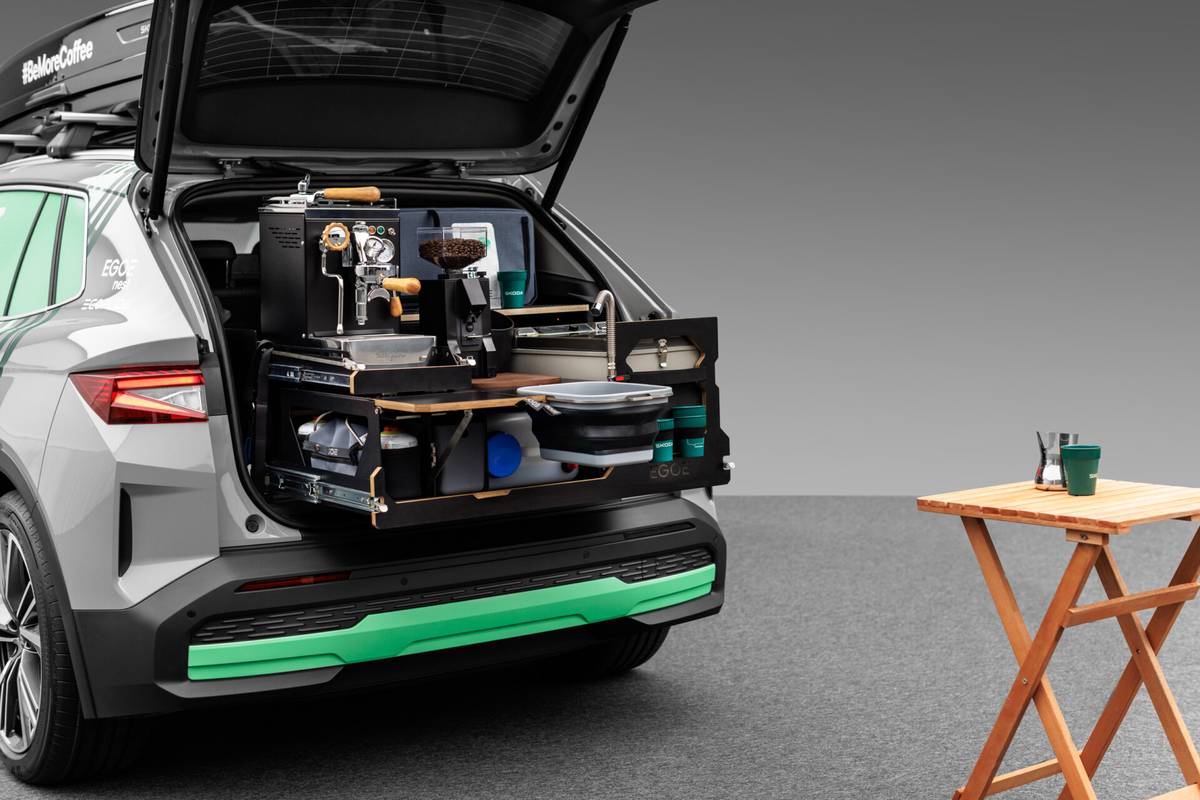 Foto: Škoda proměnila své elektromobily v pojízdné kavárny