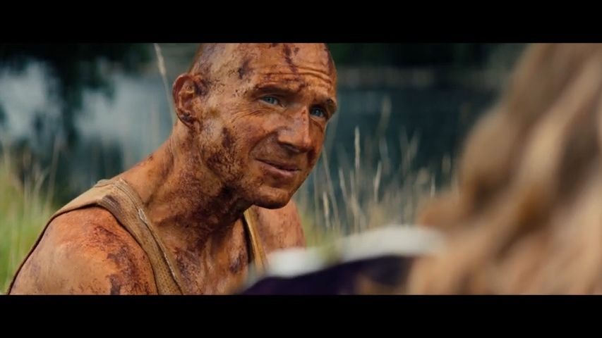 Ralph Fiennes znovu bojuje s nákazou zuřivosti v postapokalyptické ...