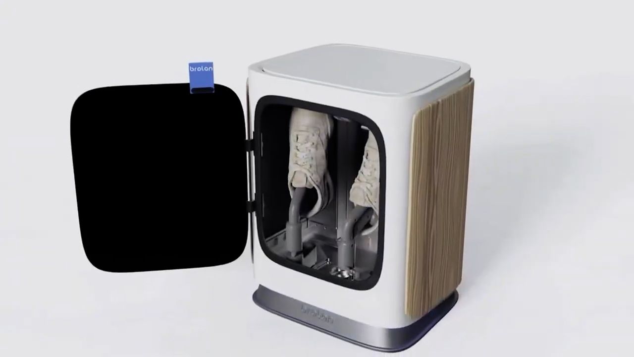 Vychytávka pro milovníky bílých bot. Smart Shoe Cleaning Robot je ...