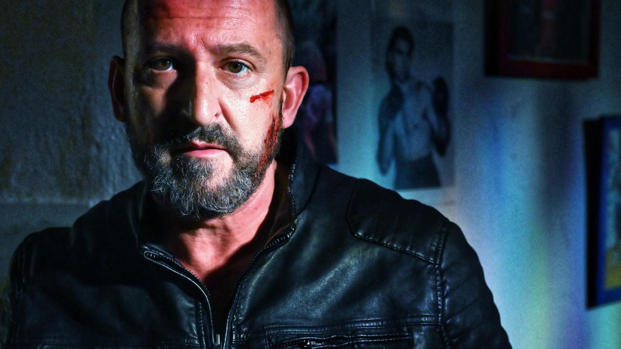 Martin Hofmann má v novém filmu rád metal, whiskey a ženské výstřihy ...